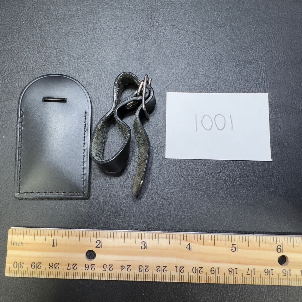 Authentic Louis Vuitton Lv Black Name Tag And Poignet… - Gem